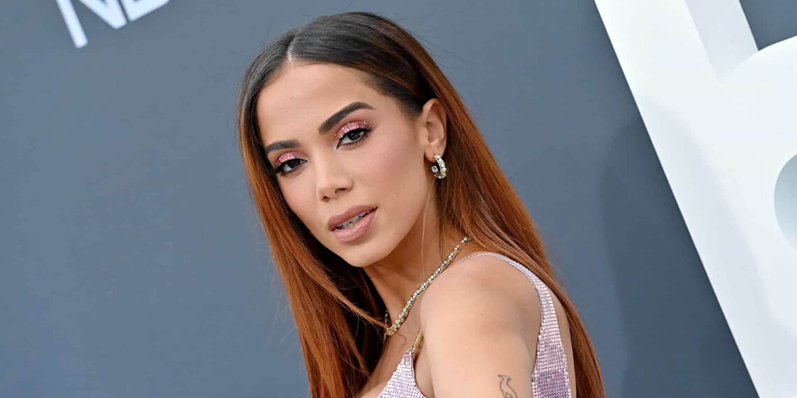 Anitta: história, carreira e sucessos da brasileira Poderosa que ...